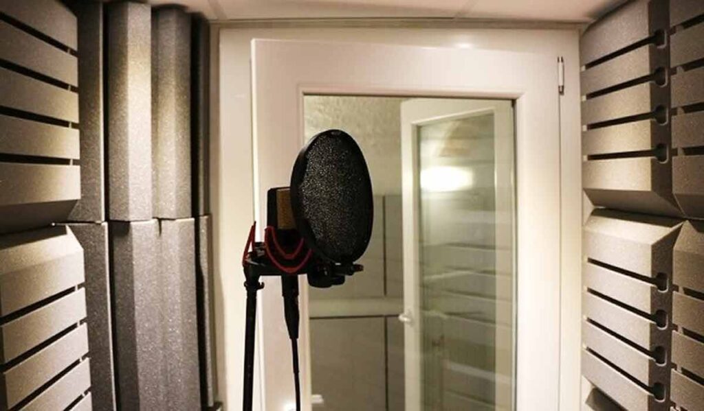 Realization of two soundproofed spaces for Max Pezzali - Puma Acoustics